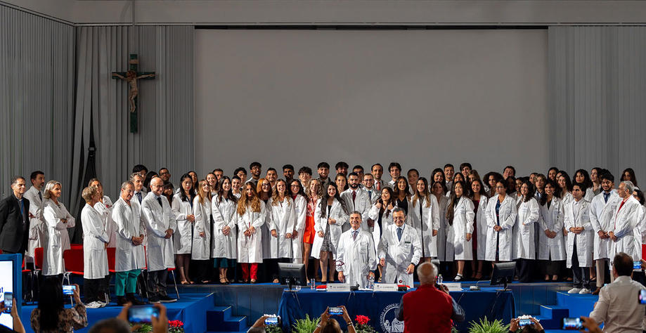 White Coat ceremony, il primo camice bianco | Secondo Tempo